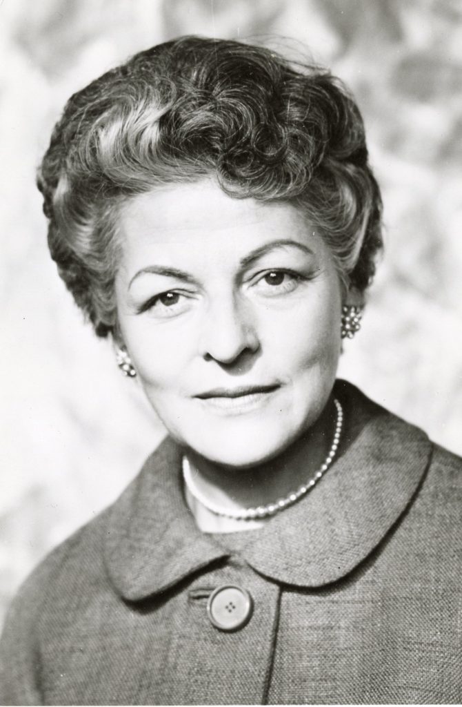 Virginia Piper: More Than A Donor | Women and Leadership Archives